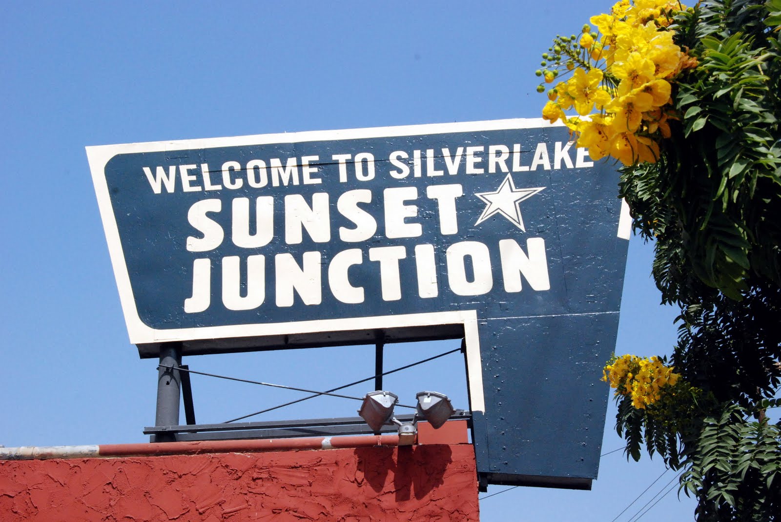 Meet the Hipsters of ‘Sunset Junction’! - Its Not You Its Me Media