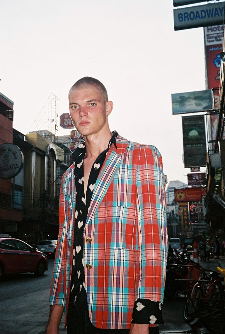 The other side of the punk singer - Its Not You Its Me Media