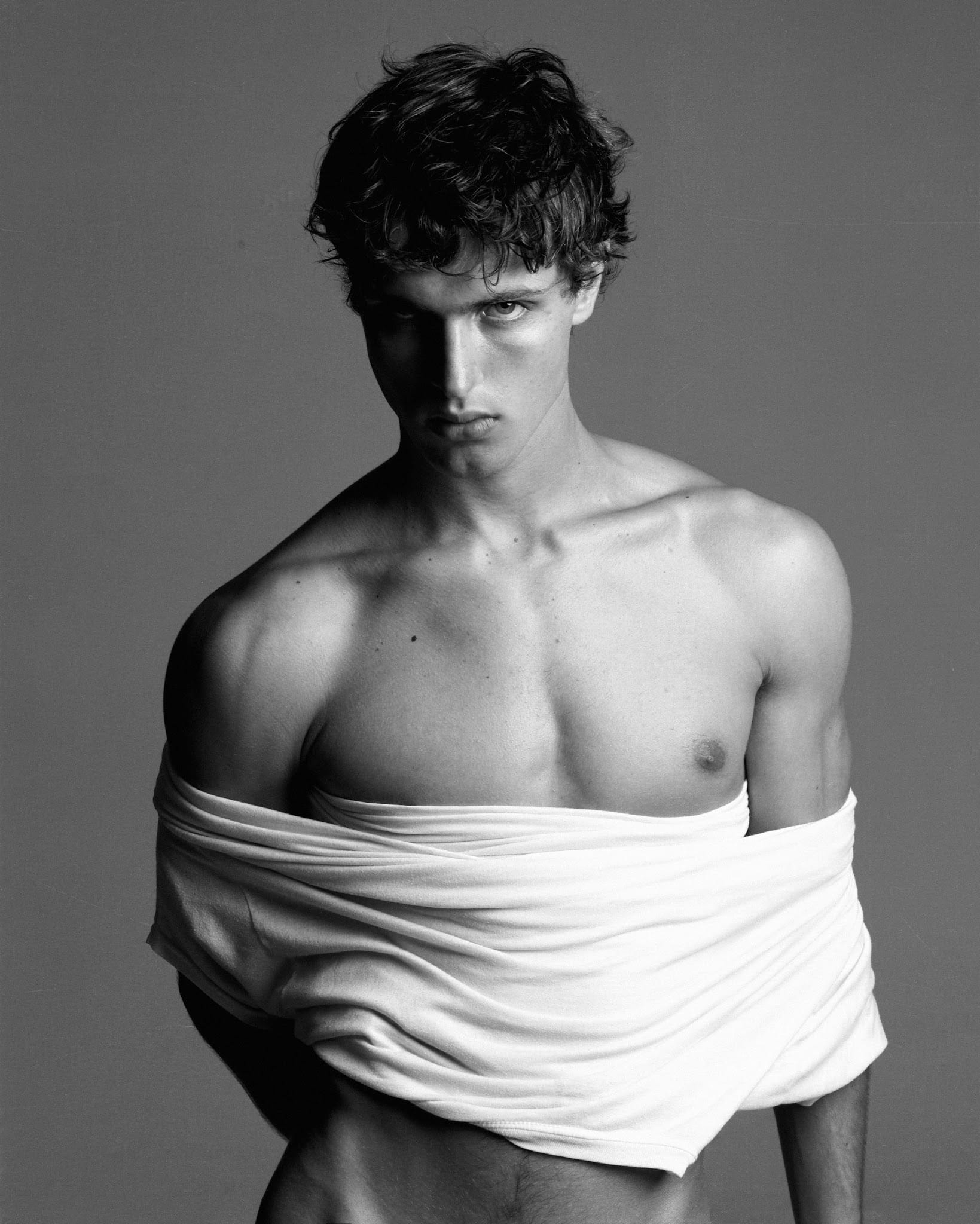 INYIM Media Fashion Skin Tale: W/ Model Henrique Zouain Shot By Eduardo ...