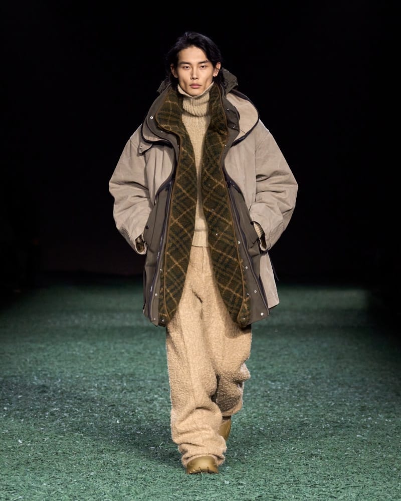 Burberry Catwalk: Creative Director Daniel Lee’s 3rd Collection For ...