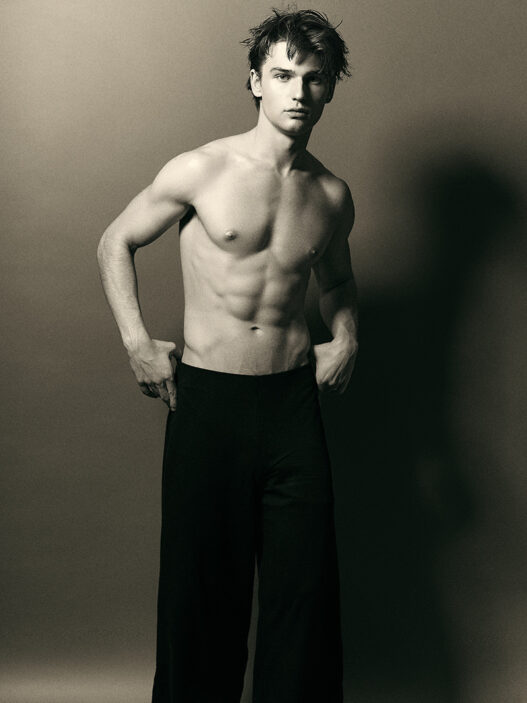 It’s Fresh Faced Model Aidan Glass! - Its Not You Its Me Media