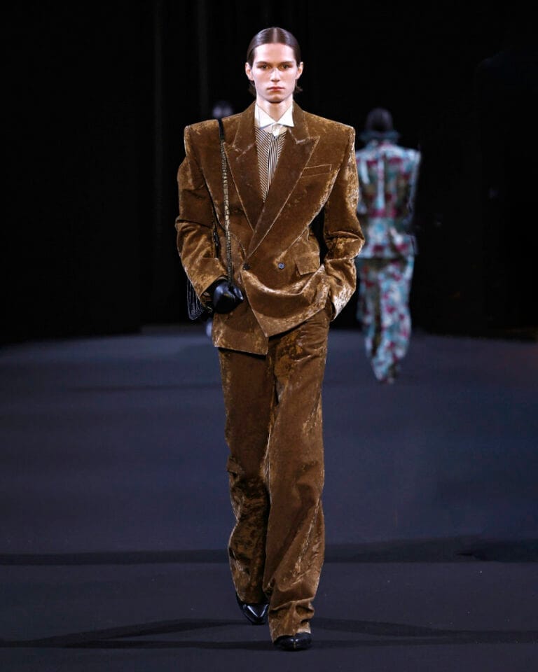 JUUN.J Unveils FW26 at Chaillot Theatre