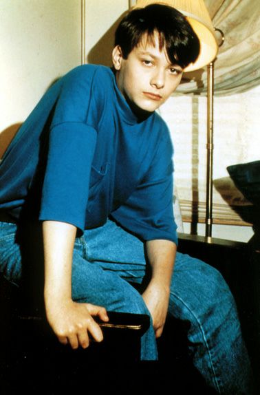 When Edward Furlong Became a Japanese Pop Idol and Bumped Whitney ...